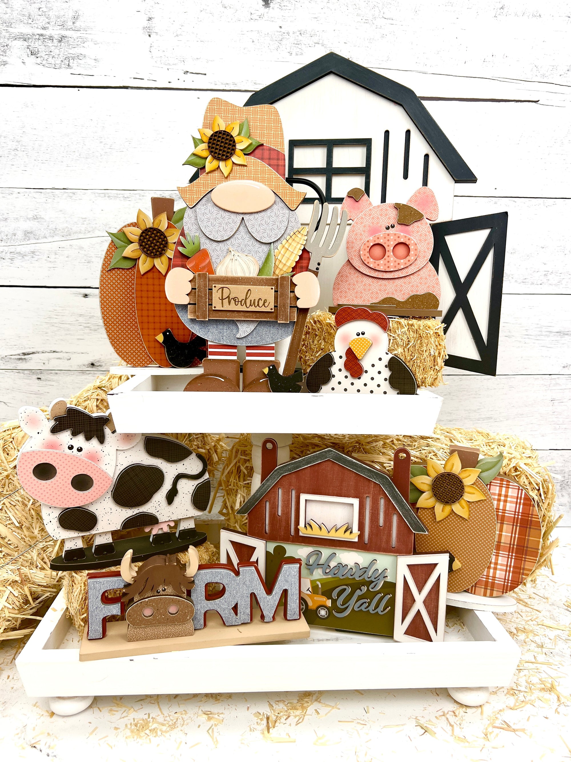 Chicken Wood Decor DIY Craft Kit - Paisleys and Polka Dots