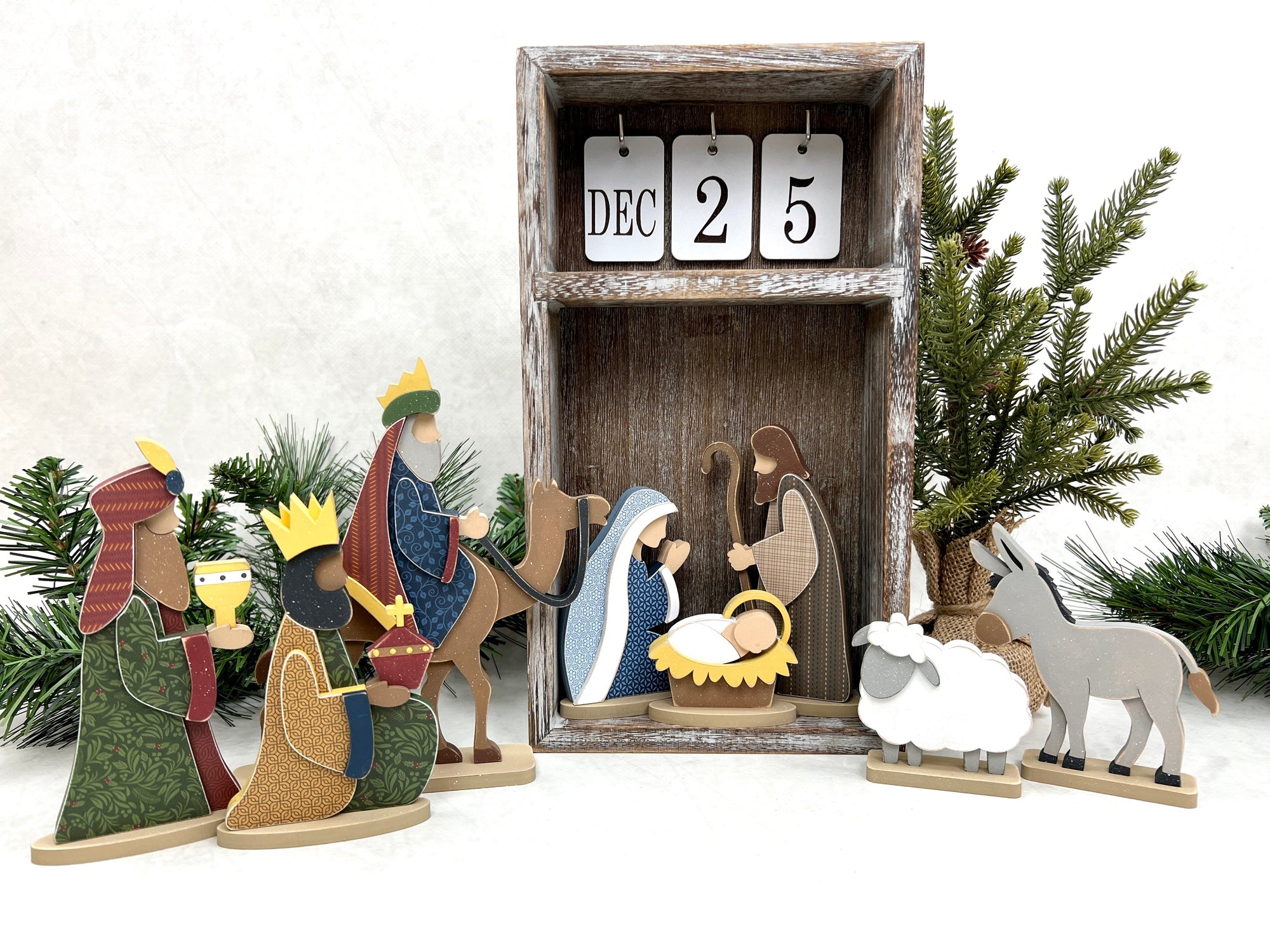 Nativity-Stable Animals Wood Decor Craft Kit - Paisleys and Polka Dots